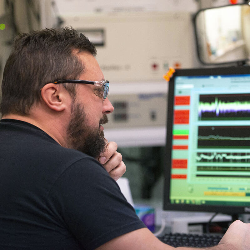 Optical Fiber Manufacturers and Suppliers - About Us | Coractive