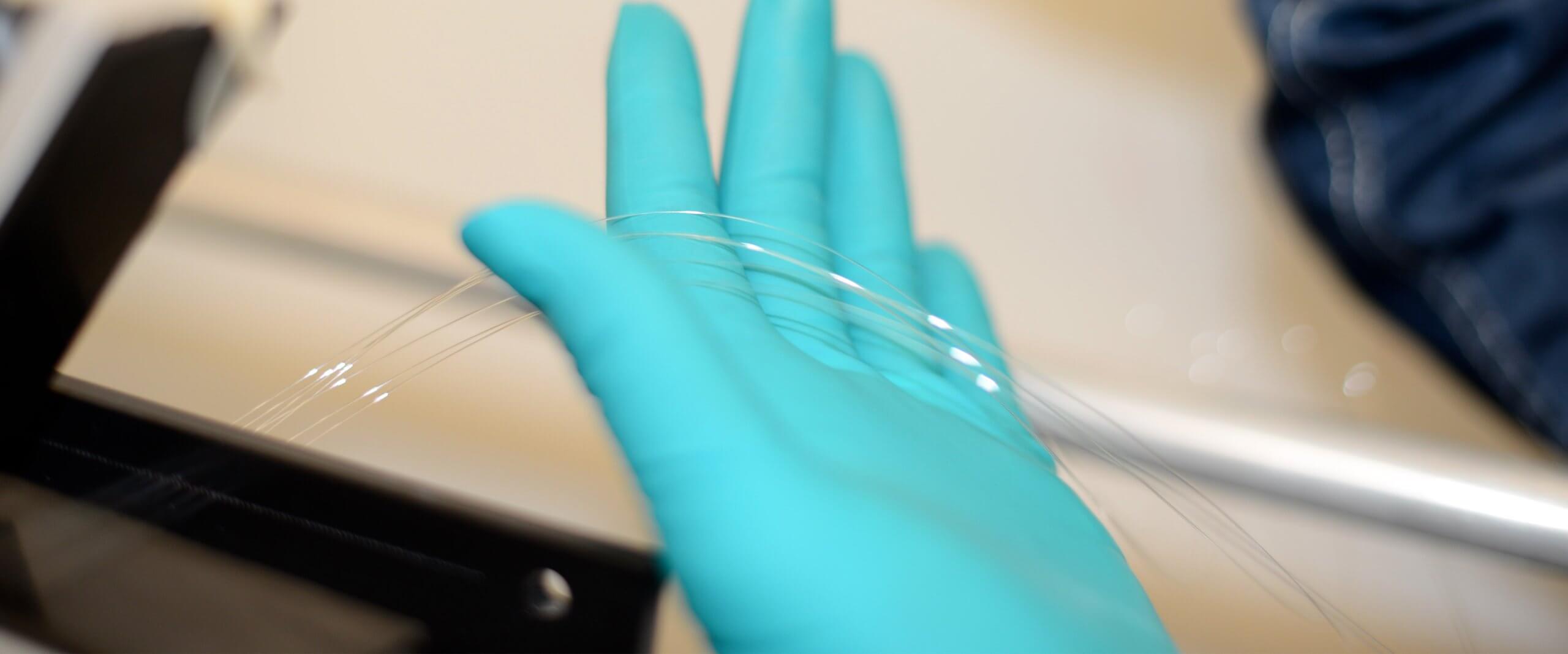 Comprendre les fibres optiques et leurs spécificités - Coractive